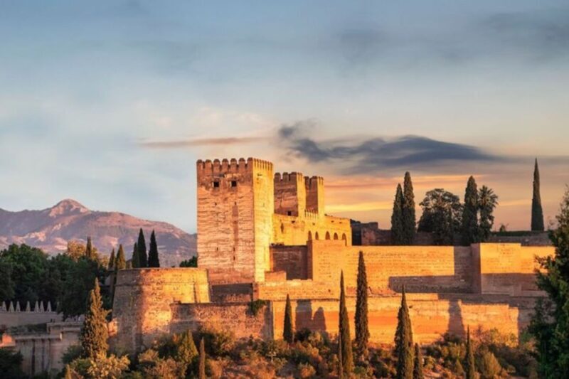 Granada: Private custom tour with a local guide - Why Choose a Private, Custom Tour in Granada?
