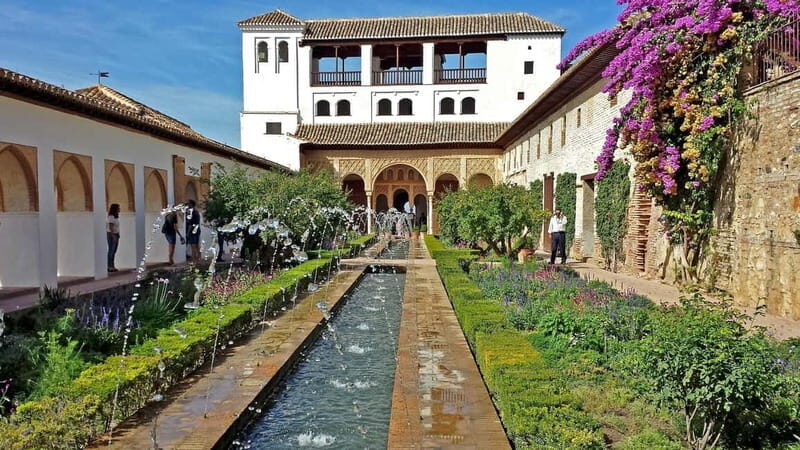 Granada private guided city tour - Key Points