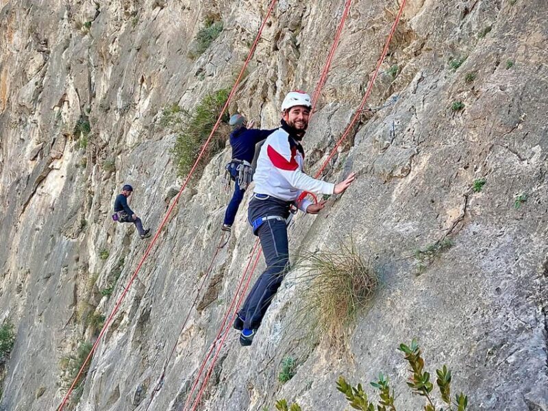 Granada: Rock climbing top-rope Placas Negras - Safety and Comfort
