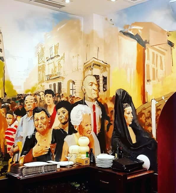 Granada: "Street Art & The Caves" Unique Guided Walking Tour - A Closer Look at the Tour Experience