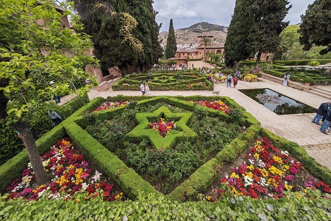 Granada, Visit Alhambra with Nasrid palaces, gardens and Alcazaba - The Sum Up