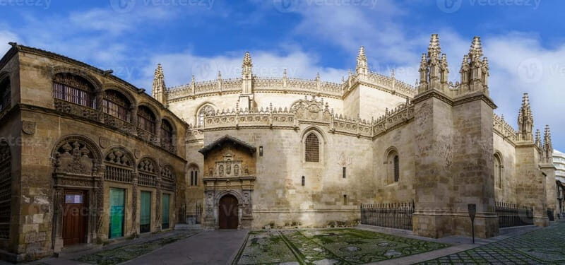 Granada: Walking Tour - Key Points