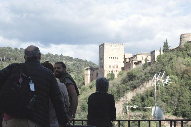 Granada's Hidden Treasures: Albayzin and Sacromonte Walking Tour - Summing Up: Who Should Consider This Tour?