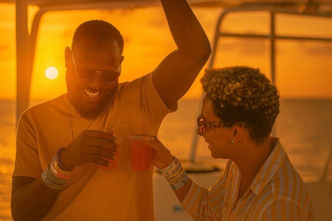 Grand Bahama Catamaran Sunset Cruise with Drinks and Snacks - FAQ