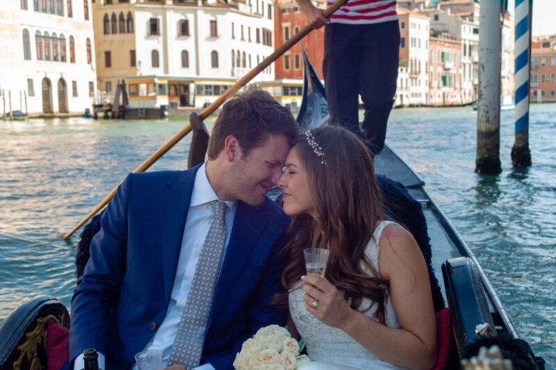 Grand Canal: Renew Your Wedding Vows on a Venetian Gondola - What do travelers say?