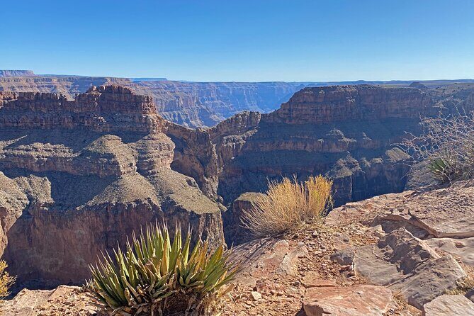 Grand Canyon West Helicopter Tour with VIP Skywalk and Boat Ride - An in-Depth Look at the Tour Experience