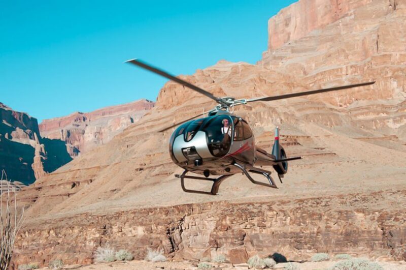 Grand Canyon West: West Rim Helicopter Tour with Landing - Return Flight and Overall Atmosphere