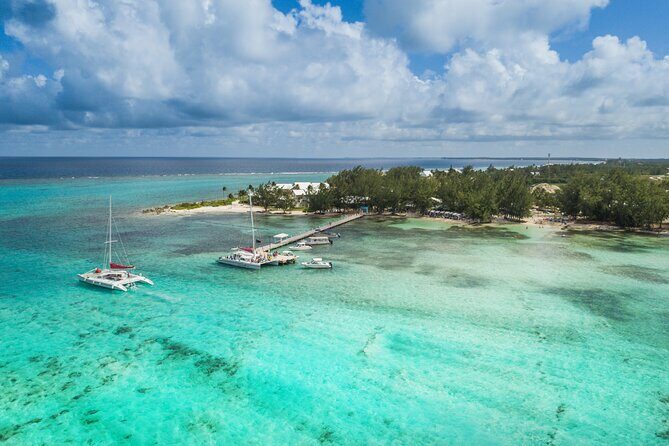 Grand Cayman Catamaran Tour to Stingray City and Rum Point - Authenticity & Guest Experiences