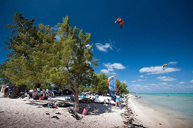 Grand Cayman Kitesurf Gear Rental - FAQ