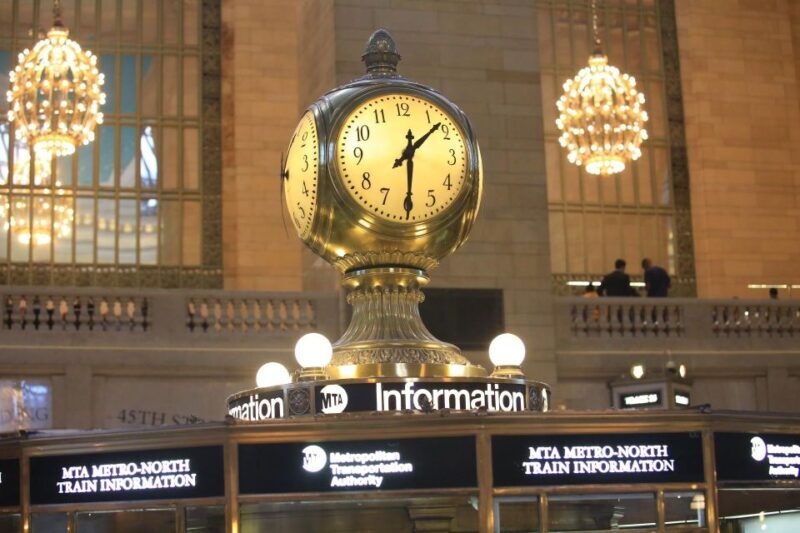 Grand Central Terminal Private Walking Tour with Transport - Analyzing the Experience: What You Can Expect