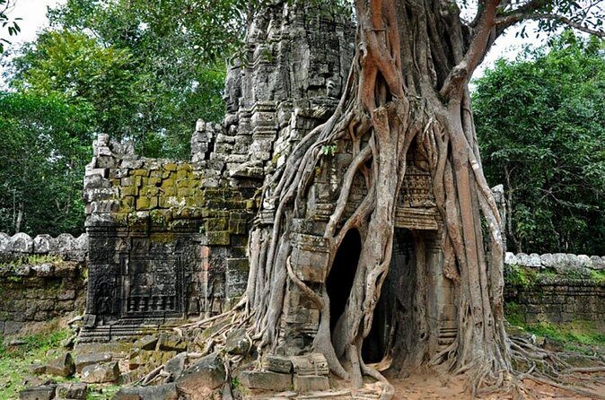 Grand Circuit Temple Tour(Preah Khan, Neak Pean,Ta Som &Pre Rup ) - The Experience of a Guide