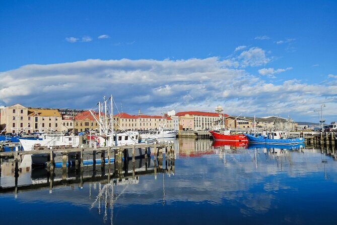 Grand Hobart Walking Tour - Guide Quality and Personal Touches