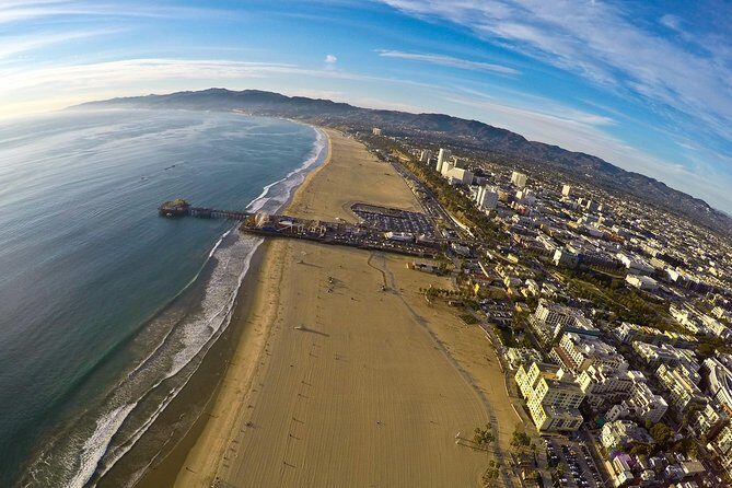 Grand Los Angeles Helicopter Tour 65 Minutes - Who Will Love This Tour?