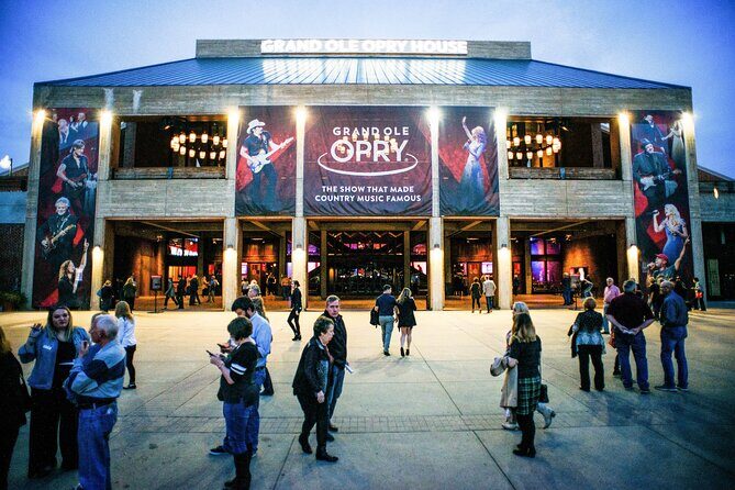 Grand Ole Opry Admission with Post-Show Backstage Tour - The Experience: From Showing Up to the Curtain Call