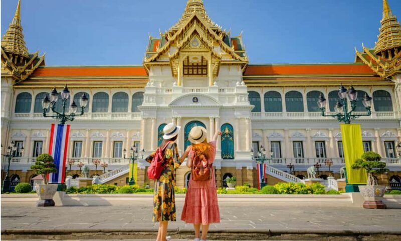 Grand Palace, Damnoen Floating Market & Maeklong Market Tour - Key Points