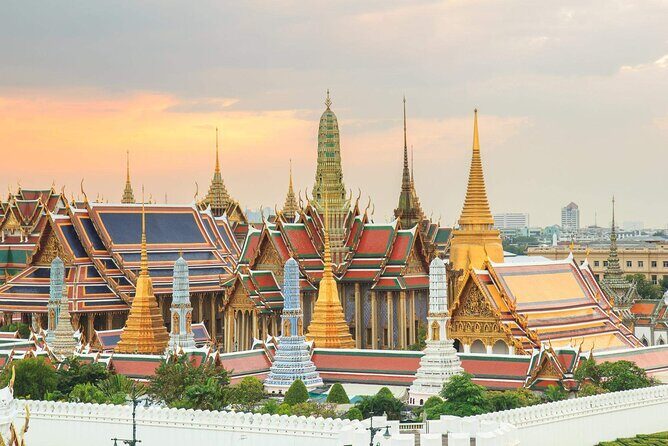 Grand Palace & Emerald Buddha Half Day Walking Tour from Bangkok - An Introduction to the Tour