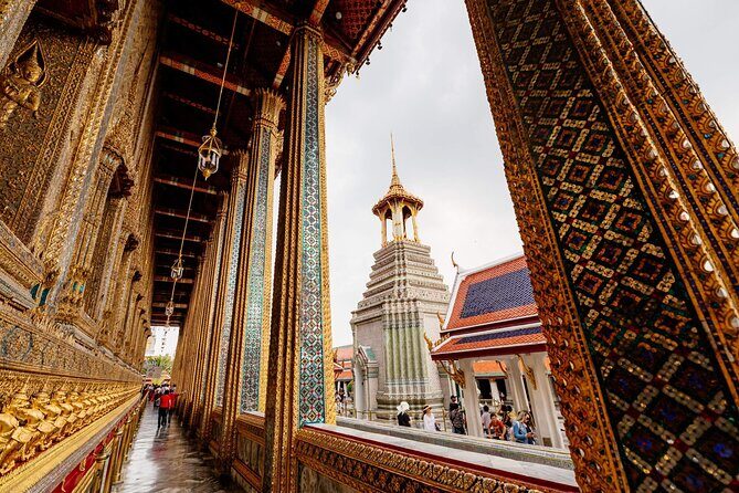 Grand Palace & Emerald Buddha Half Day Walking Tour from Bangkok - Who Will Love This Tour?