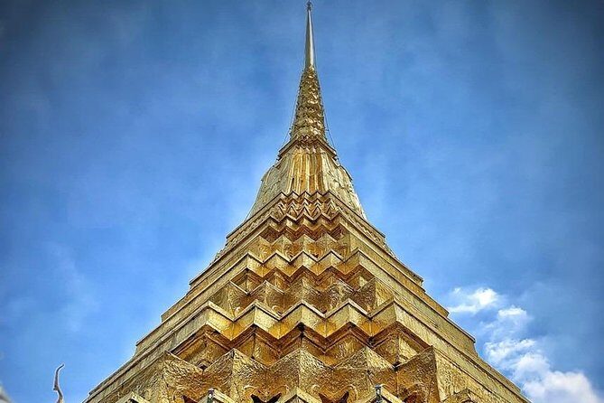 Grand Palace , Thai dance & Fun street walk in Bangkok - The Value of the Tour