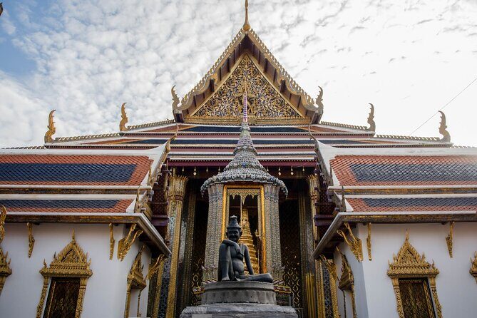 Grand Palace & Wat Arun Immersive Guided Walking Tour 3-Hour - Who Will Love This Tour?