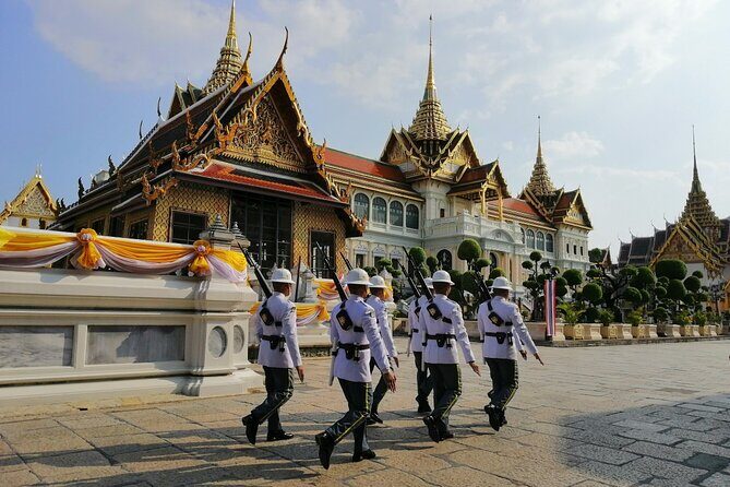 Grand Palace, Wat Phra Kaew, Wat Pho and Wat Arun Walking Tour From Bangkok - Tour Logistics: Timing, Cost, and Practical Tips