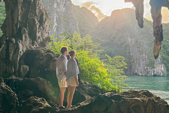 Grand Pioneers 6-Star Cruise  2D1N Halong Bay Classic Tour - FAQ