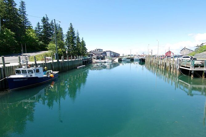 Grand Pre/Bay of Fundy / Hall's Harbour - Transportation and Group Size