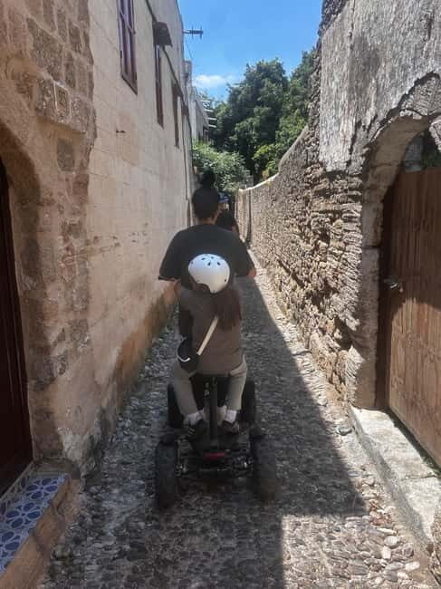 Grand Route in Rhodes With a Small ATV - A Closer Look at the Experience