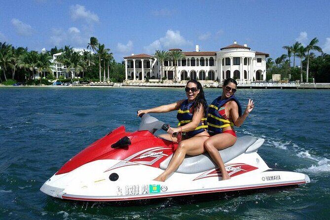 Grand Turk; Jet Ski w/ Transfer & Photoshoot - What Makes This Tour Stand Out