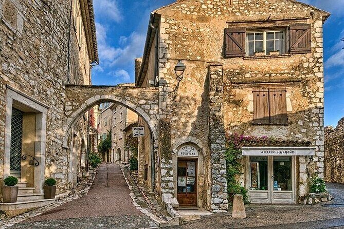 Grasse, Gourdon, Tourrettes sur Loup, Saint Paul de Vence - In The Sum Up
