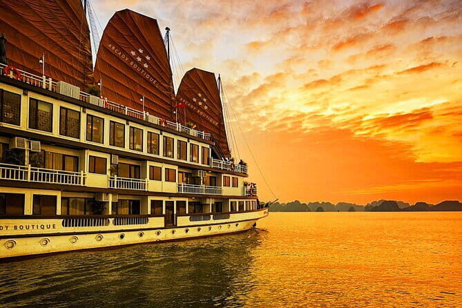 Gratiot Boutique Cruise Elegant 2 Day Halong Bay Escape - Key Points