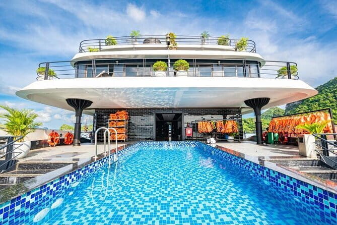 Gratiot Boutique Cruise Elegant 2 Day Halong Bay Escape - What Makes This Tour Stand Out?
