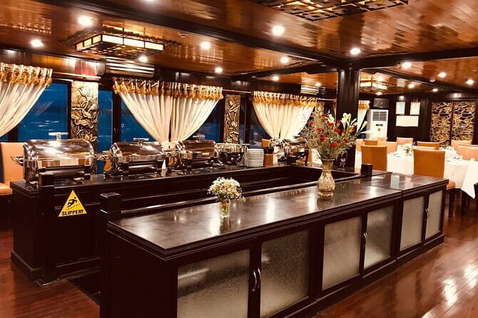 Gratiot Boutique Cruise: Elegant 3-Day Halong Bay Escape - Who Would Love This Experience?