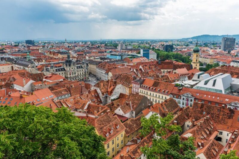 Graz: Express Walk with a Local in 60 minutes - What’s Included and How It Adds Value
