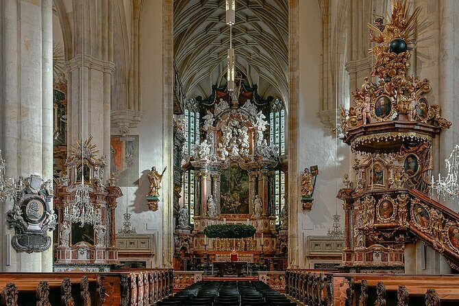 Graz Old Town Highlights Private Walking Tour - What the Tour Looks Like
