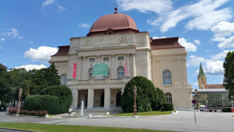 Graz - Private tour including Castle visit - Practical Details and Value
