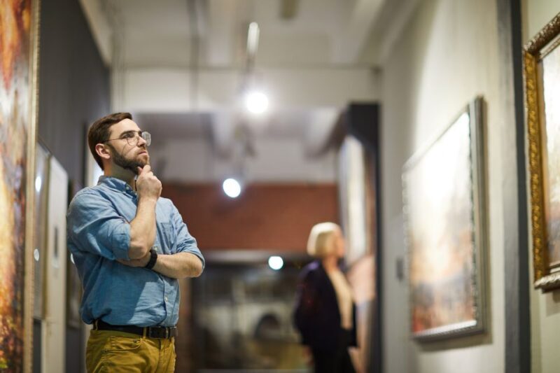 Graz: WWII-Themed Walking Tour with Graz Museum Option - What Does the Price Include?