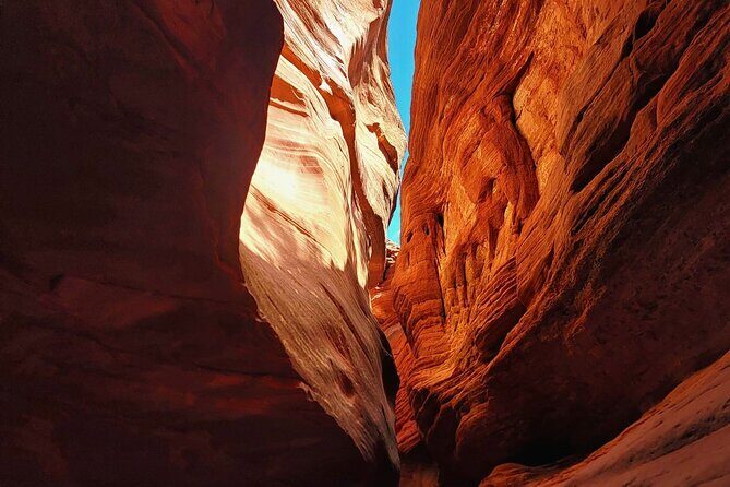 Great Chamber/Peekaboo Slot Canyon UTV Tour 4hrs - The Experience for Different Travelers