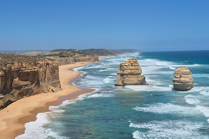 Great Ocean Road 12 Apostles Private Tours - Transportation and Group Size
