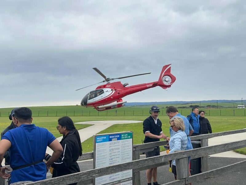 Great ocean road Reverse & Helicopter Experience Group Tours - Exploring the Great Ocean Road Reverse & Helicopter Experience Group Tours