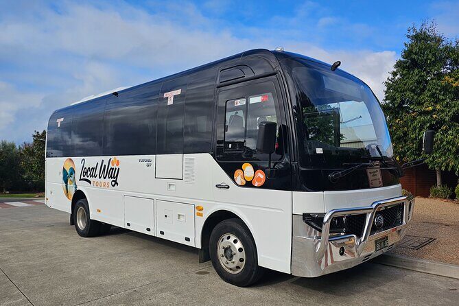 Great Ocean Road Small Group Tour with Dingos, Sparkling & Lunch - Iconic Landmarks: Loch Ard Gorge and the 12 Apostles