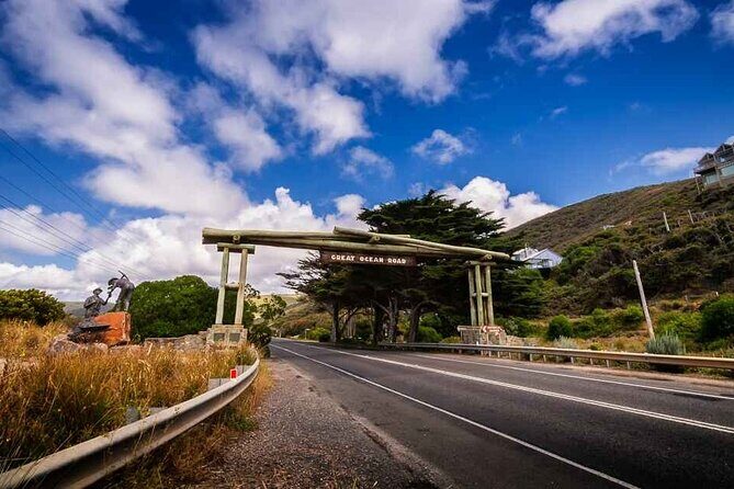 Great Ocean Road Tour Premium Coach In A Relaxed Way 8:10AM Start - Setting Out from Melbourne