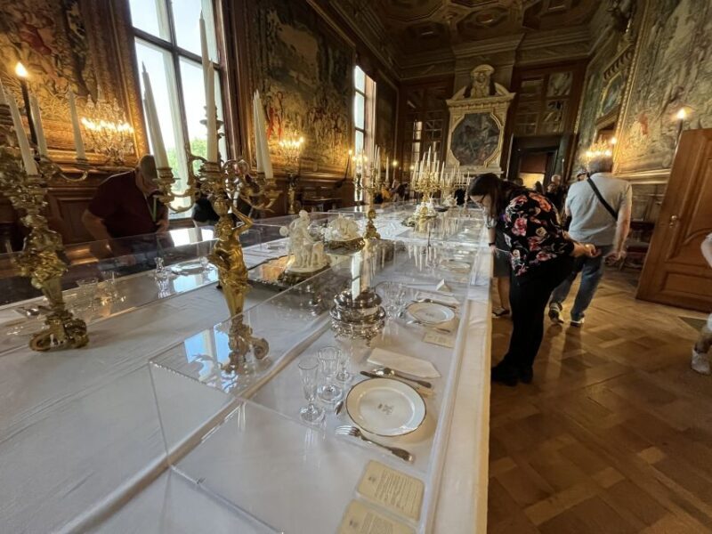 Great Stables of Prince de Conde & Palace Chantilly - FAQs