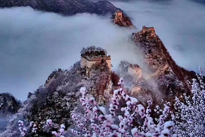 Great Wall Jinshanling to Simatai West Hiking Private Day Tour - Who should book this tour?
