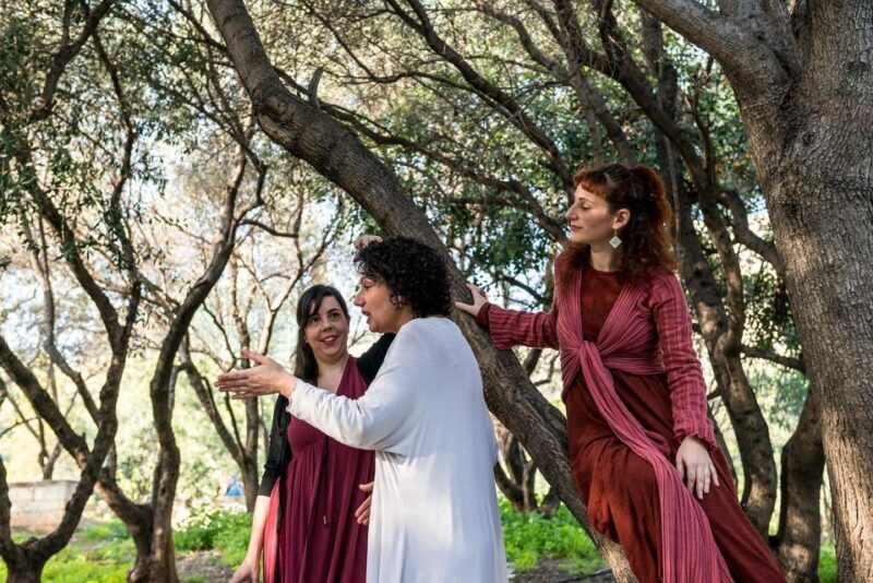 Greek Mythology Storytelling Walk - A Walk Through Myth and History