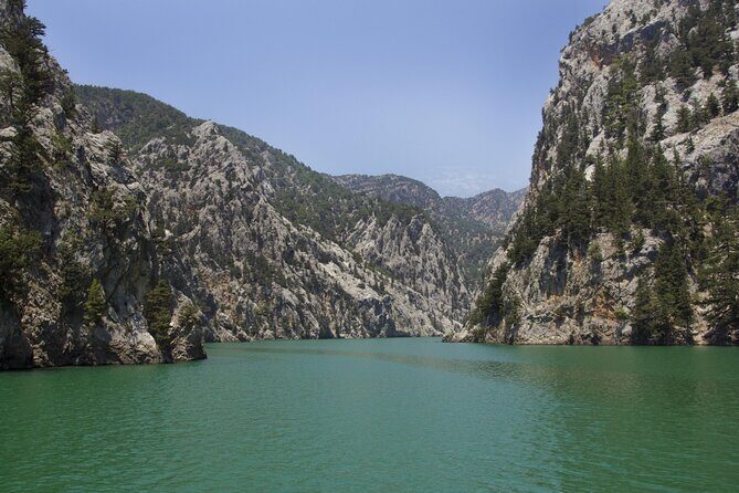 Green Canyon Lake Tour - Exploring the Green Canyon Lake Tour in Detail