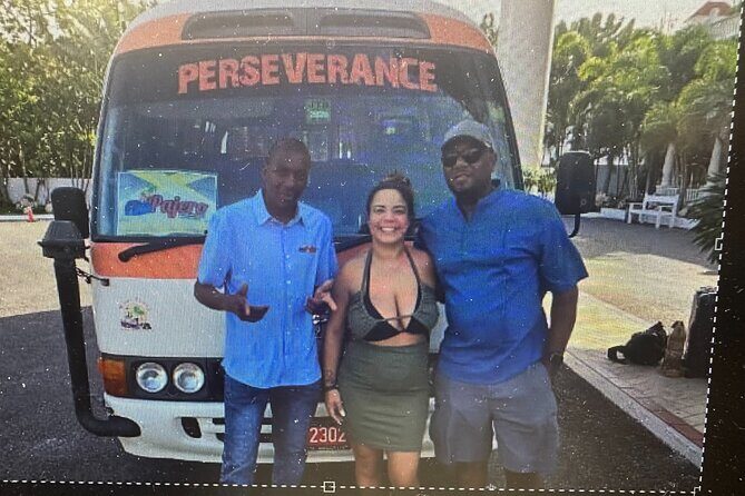 Green Grotto Caves and Dunn's River Falls and Park Combo - Key Points