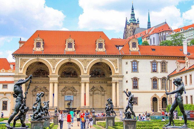 Green walk in Prague's historic garden and parks with a Local - Who Should Consider This Tour