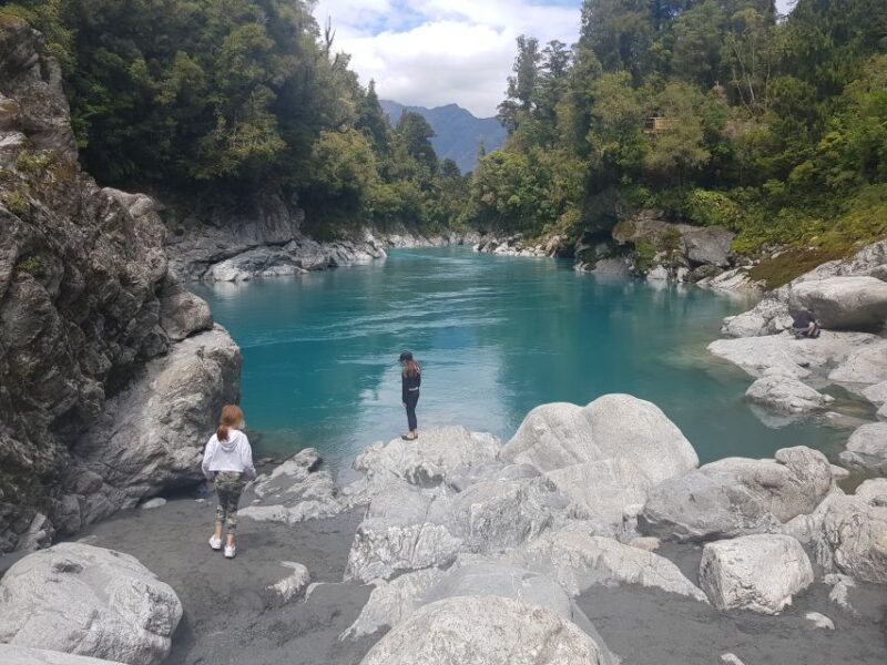 Greymouth: Hokitika Gorge and Tree Top Walkway Half-Day Tour - The Journey Begins: From Greymouth to Hokitika Gorge