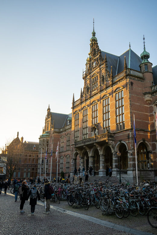 Groningen: Walking Tour with Local Guide - Exploring Groningen’s Heart in 90 Minutes