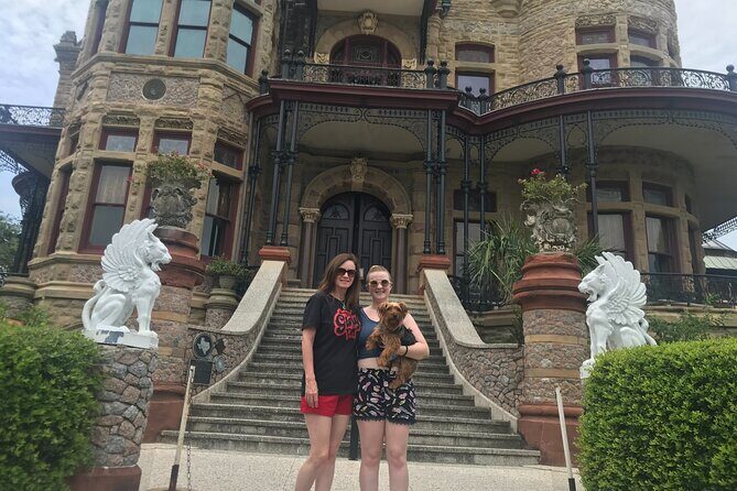 Groovy Galveston Scavenger Hunt - Deep Dive into the Experience
